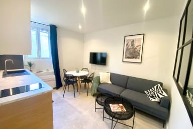 Apartment 1 Bedroom - In The Heart Of The Old Town - Antibes