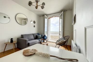 Apartment With Sea View And Balcony In Houlgate - Cabourg