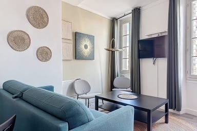 Apartment For 6 People Near The Sea In Toulon - Tolone