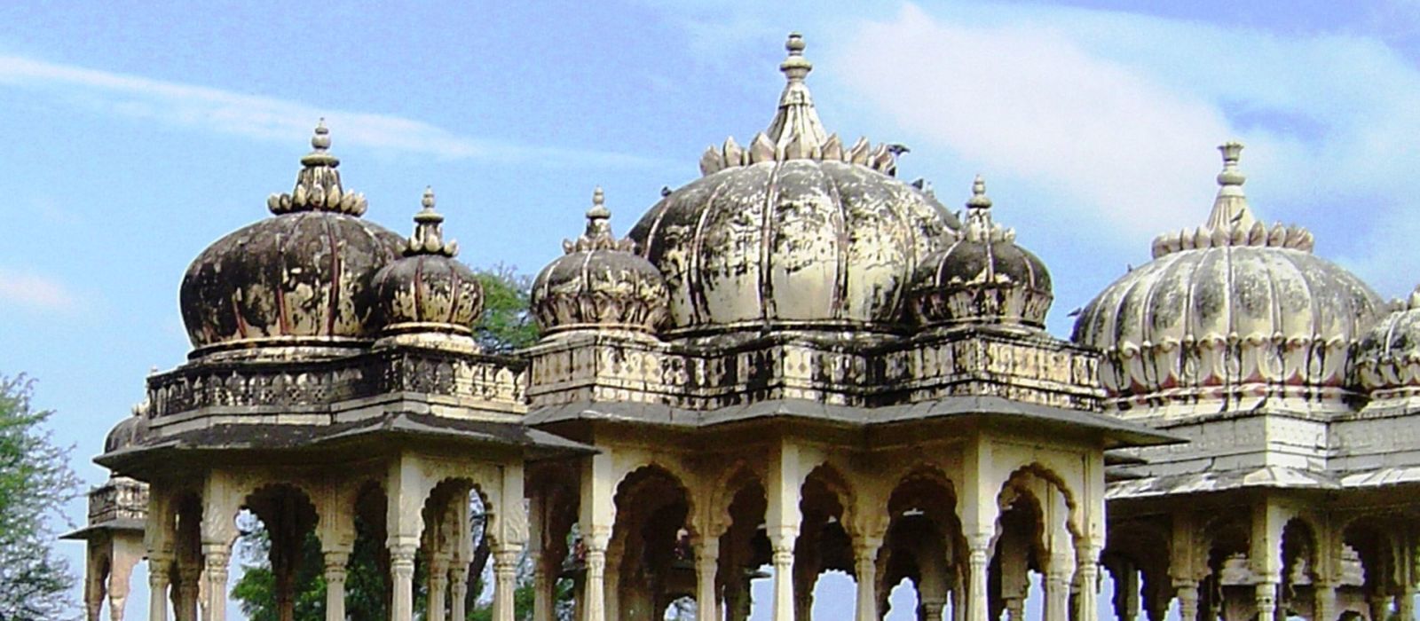 Exclusive Travel Tips for Your Destination Deogarh in North India