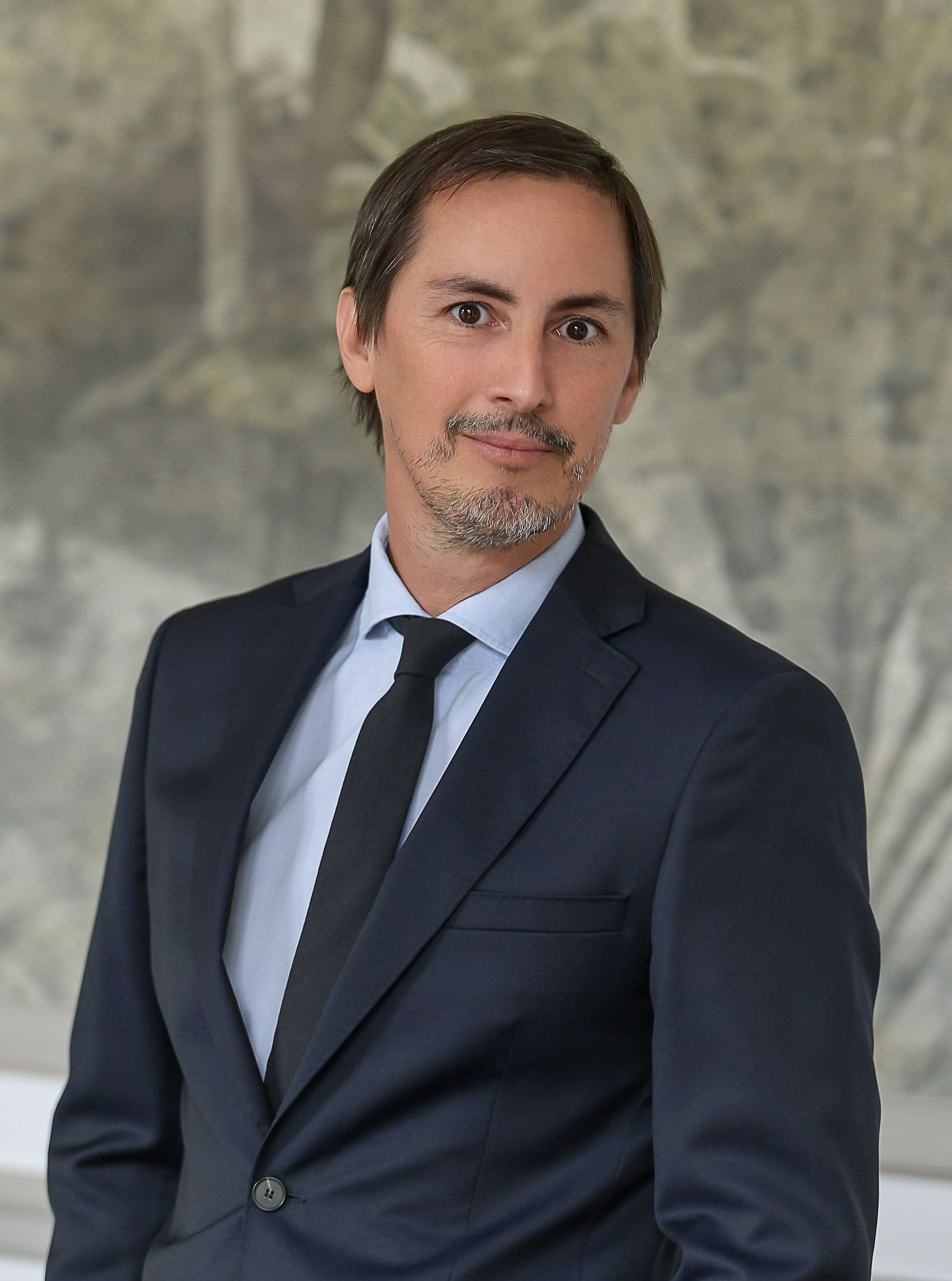 Maître LIENARD Notaire à PARIS - 75008