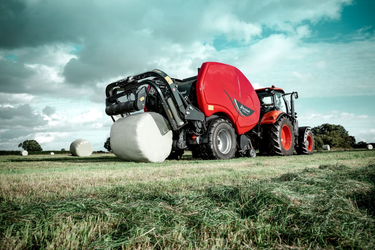 Kverneland, grass, bale, silage, bale equipment, Non-Stop Baling ...