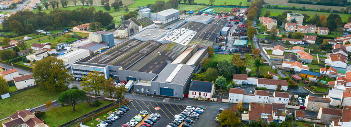 KVERNELAND GROUP LES LANDES-GENUSSON / Kverneland Group Nel Mondo / Il ...