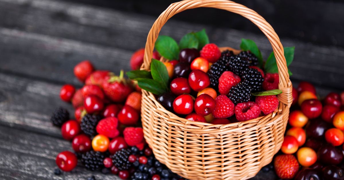 5 colorful fruits and vegetables you need to eat right now | diet ...