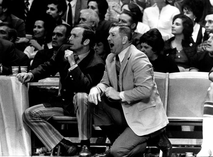 The best basketball players not in the Hall of Fame | Yardbarker